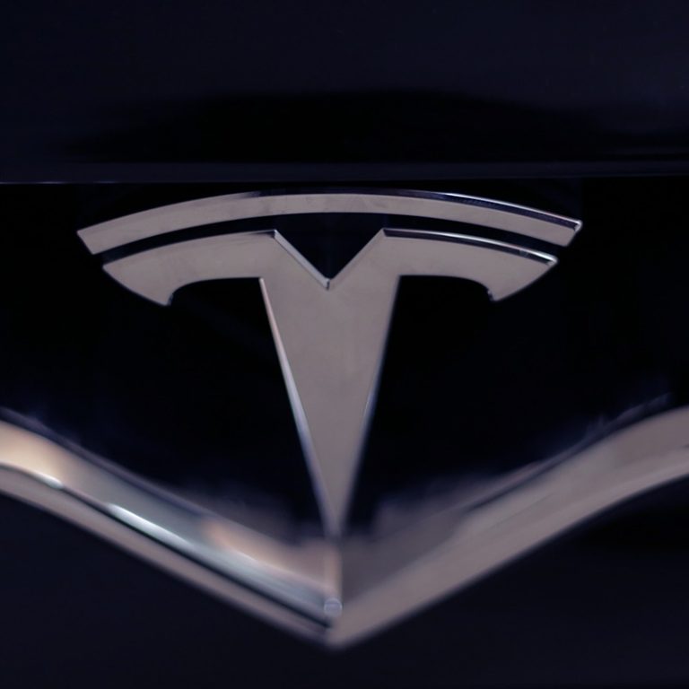 Is Tesla's positioning a winning strategy for electric cars?